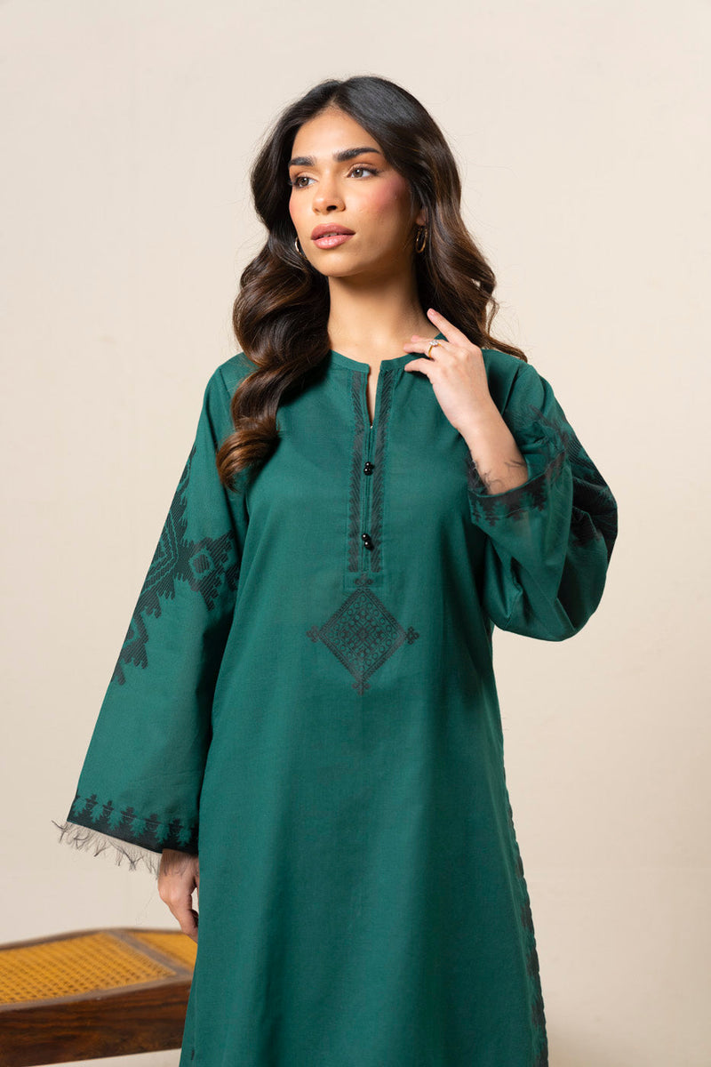 Shop Women’s Clothing Online | Alkaram