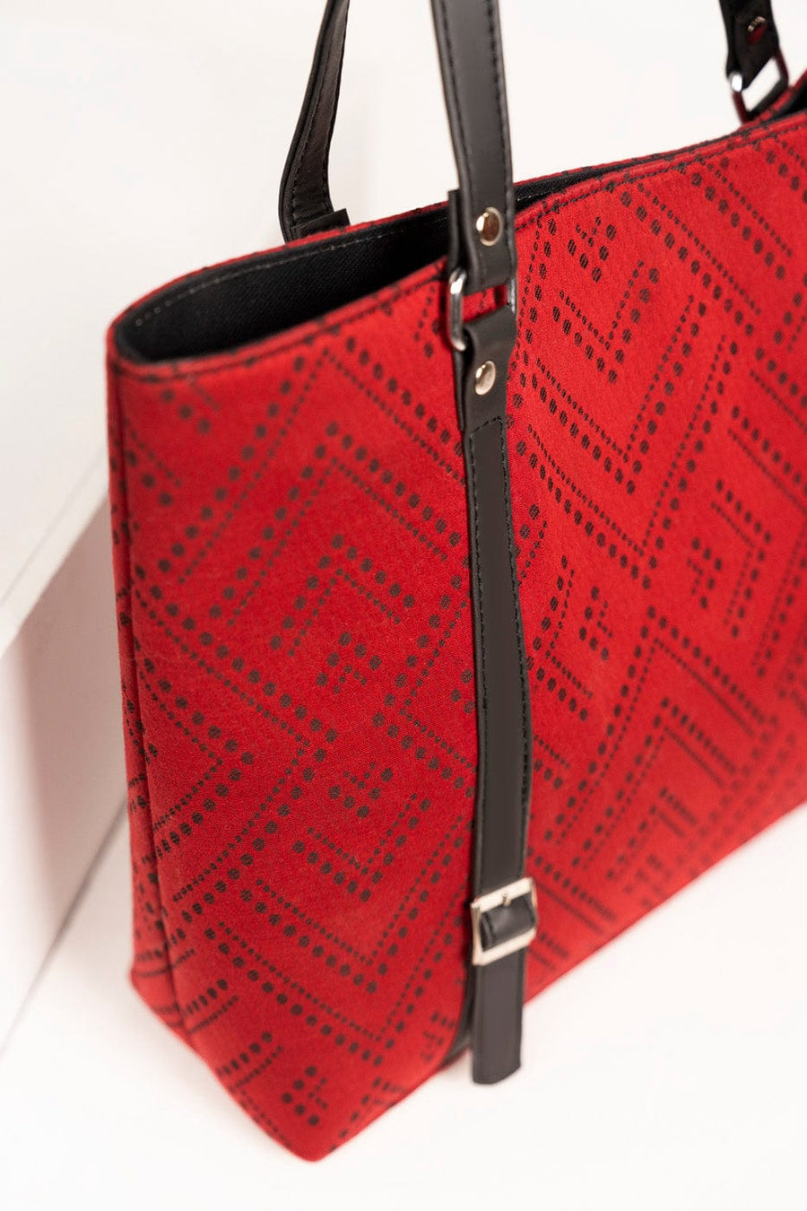 Handbags – Alkaram Studio