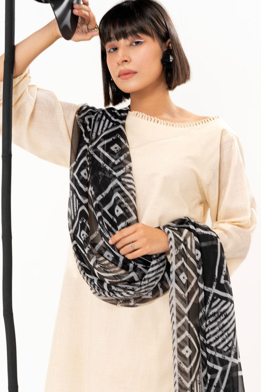 Dupatta – Alkaram Studio