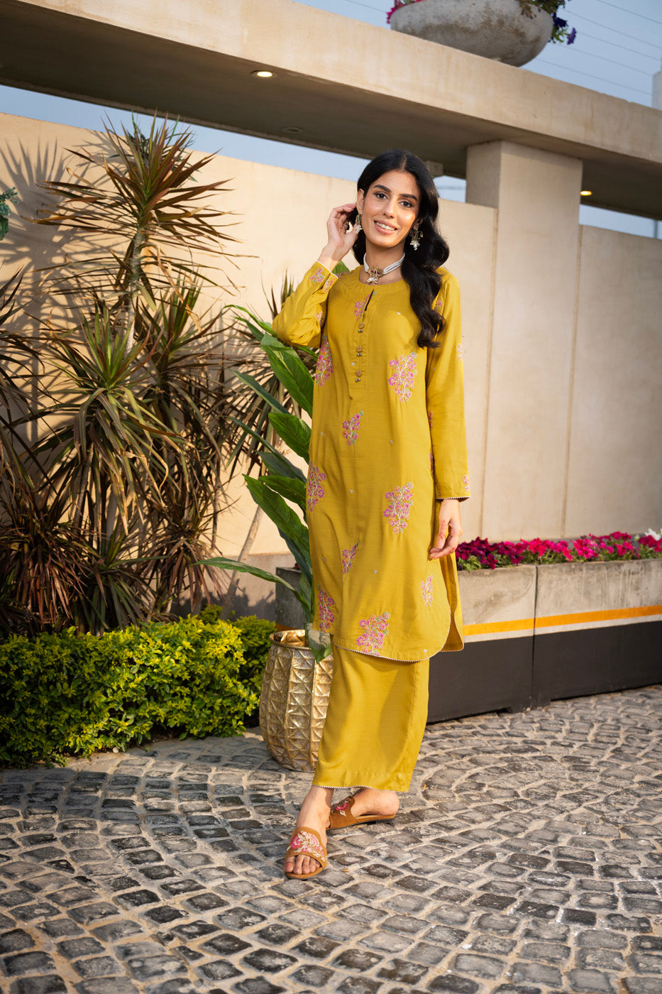 RTW | SHIRT & TROUSER