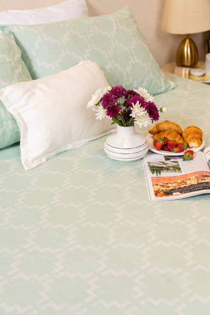 Bed Sheets – Alkaram Studio