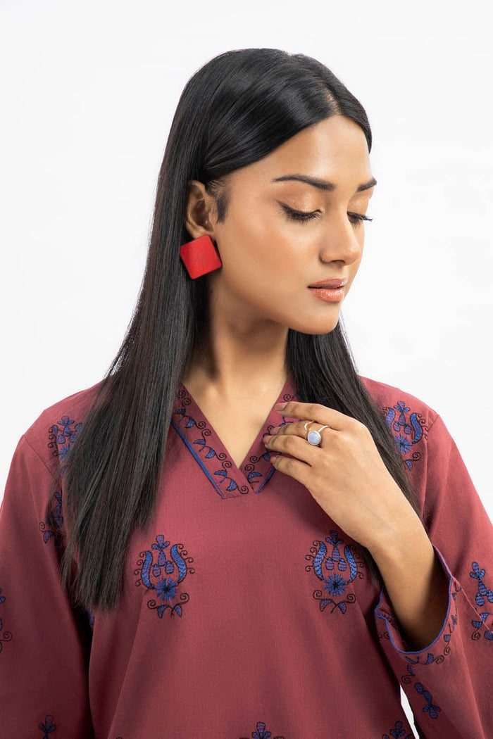 Woman – Alkaram Studio